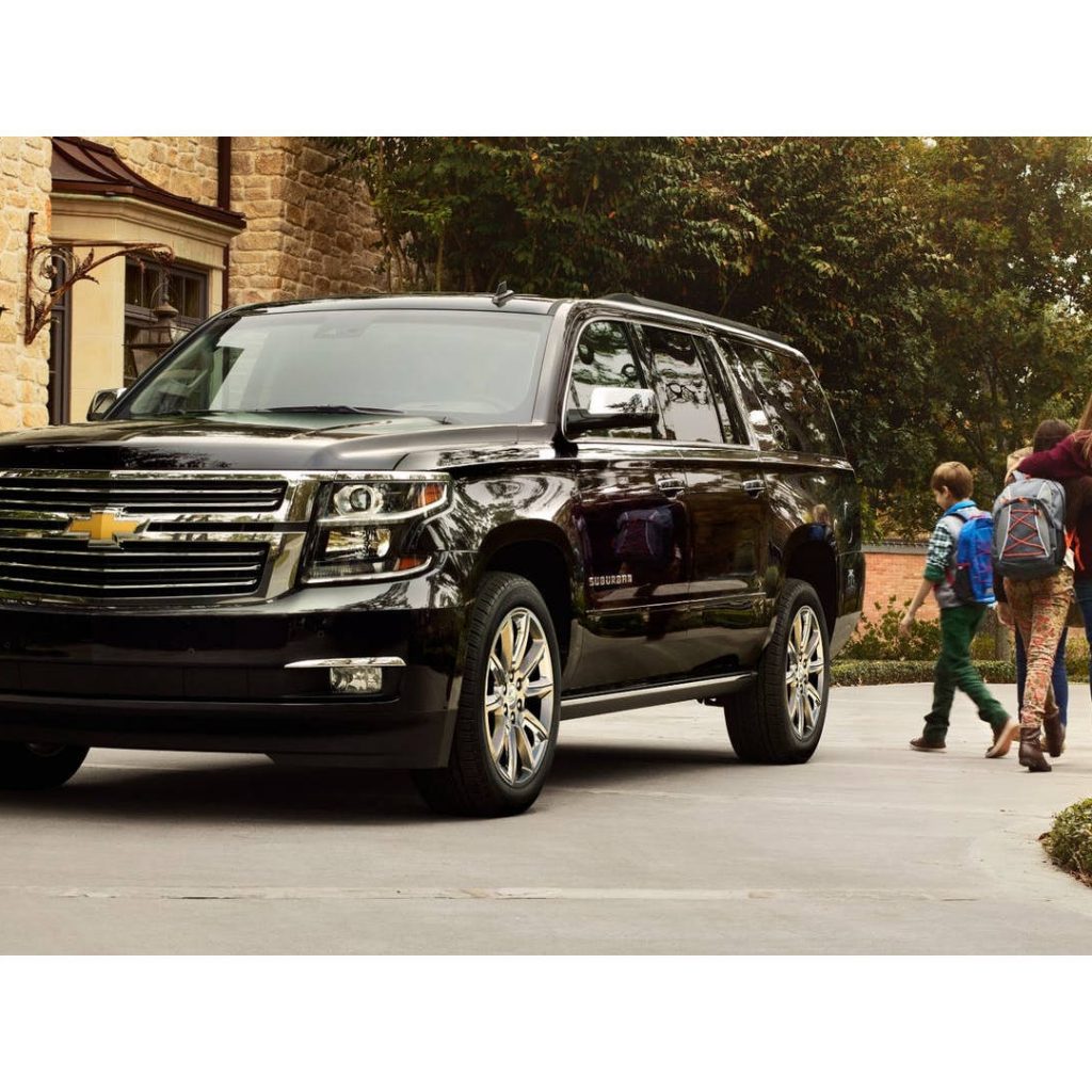 SUV Suburban - Ballantyne Limousine